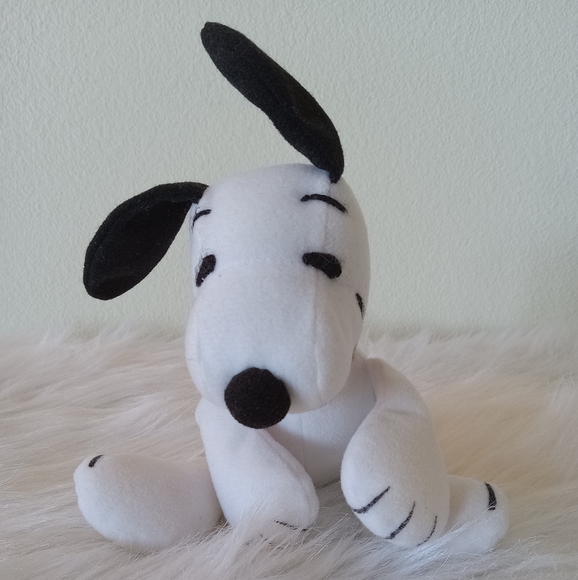Peanuts | Toys | Peanuts Snoopy Miniature Doll Toy | Poshmark